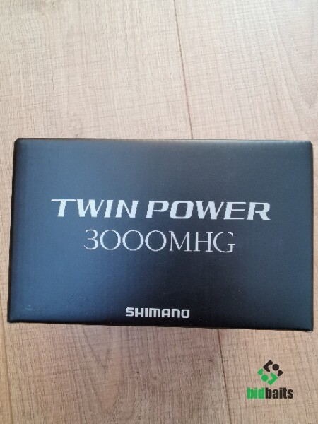 Купить Shimano 20 Twin Power 3000MHG по цене 33000 руб.