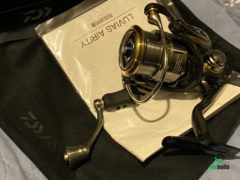 Купить Daiwa 21 LUVIAS AIRITY FC LT1000S-P по цене 47500 руб.