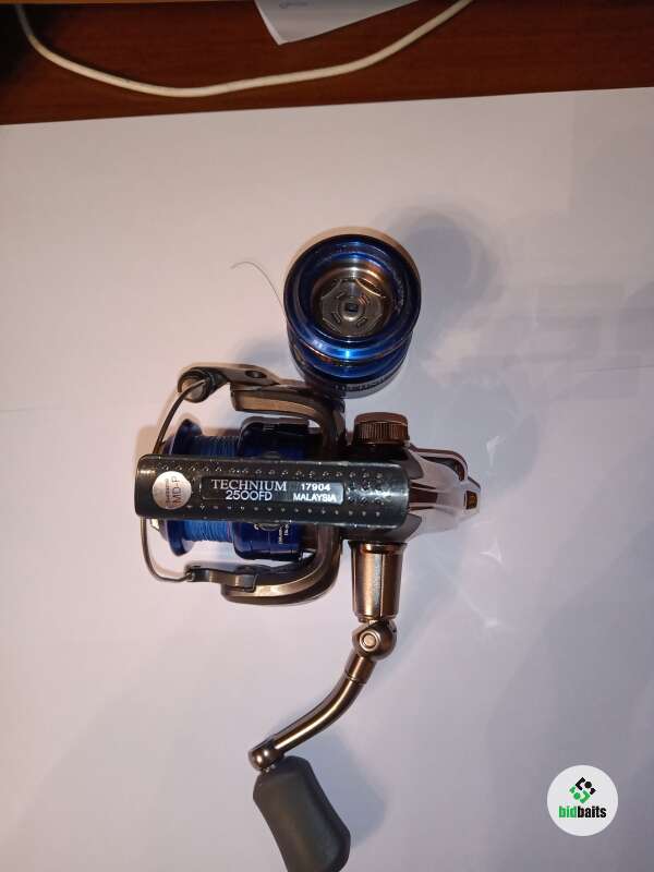 Купить Shimano technium 2500 FD по цене 7500 руб.