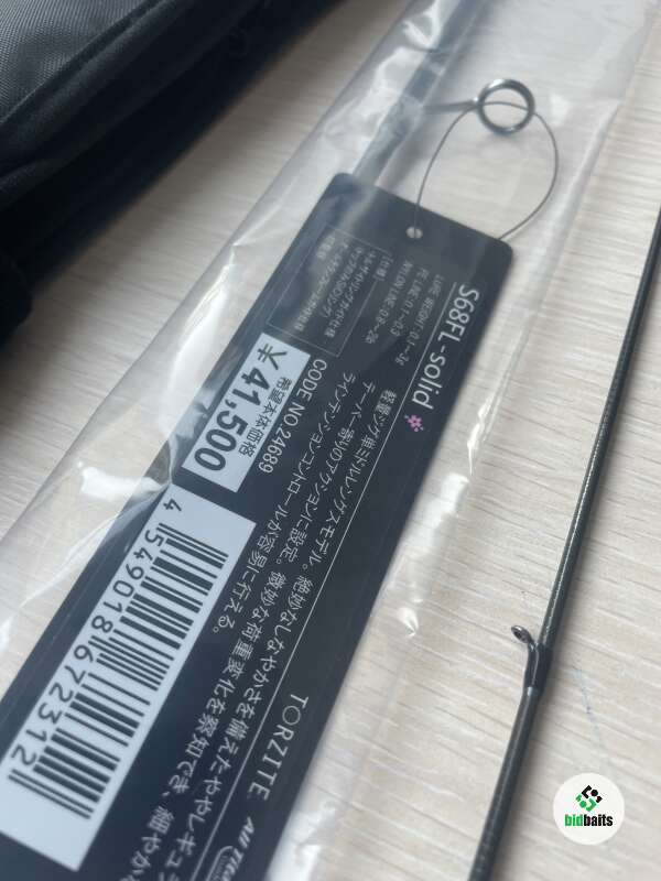 Купить Gamakatsu Luxxe Yoihime Hana 2 S68Fl-solid по цене 42000 руб.