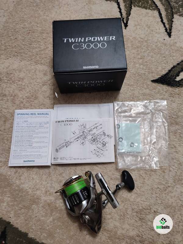 Купить Shimano 15 twin power C3000 по цене 25000 руб.