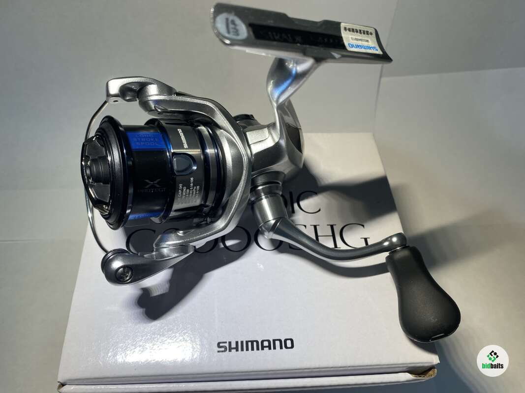 Купить Shimano Stradic FL C2000SHG по цене 14500 руб.
