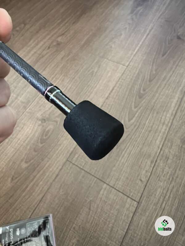 Купить Gamakatsu Luxxe Yoihime Hana 2 S54FL-solid (До 2 гр) по цене 33000 руб.