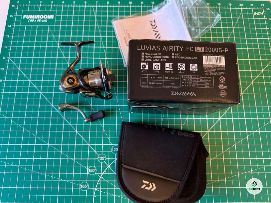 Купить DAIWA 21 Luvias Airity FC LT2000S-P со скидкой по цене 24000 руб.